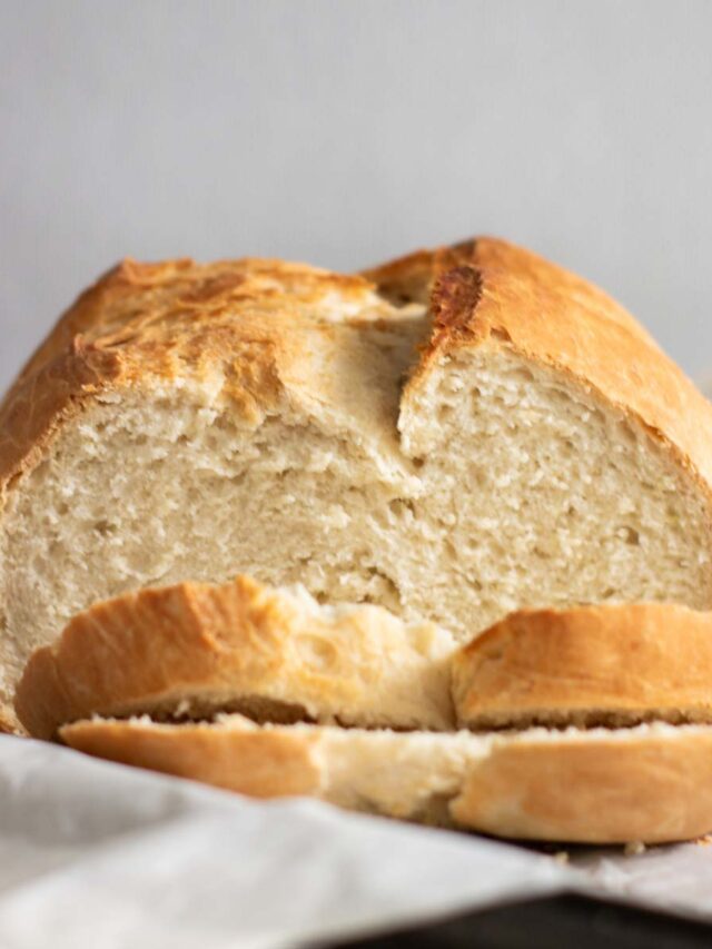 Lazy Man's Bread (No-Knead Sandwich Bread) – Milk and Pop